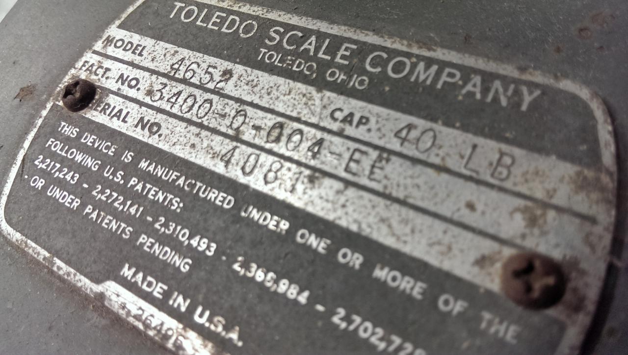 Lot #28: Vintage Toledo Scale Model 4652 (40 Lb Capacity) VERY NICE ...